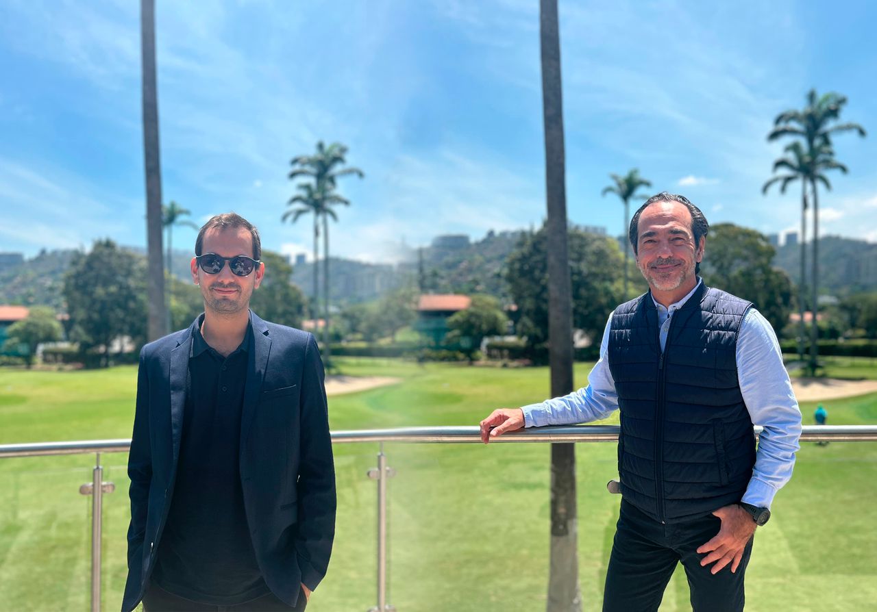 **Aguiló y Cifuentes finalizan su rol como Co Ceo's de Wave Tech Hub ...